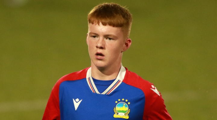 Braiden Graham Bags 3 for Linfield Swifts - Linfield Football Club