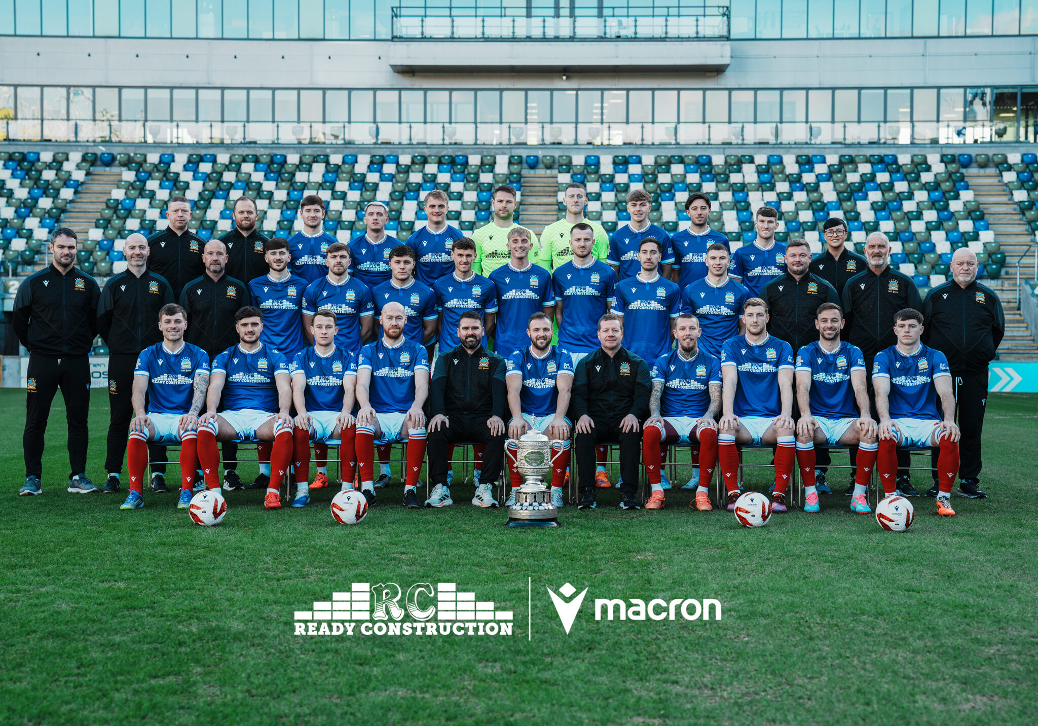 Official Squad Photograph 2025/2026 - Linfield Football Club